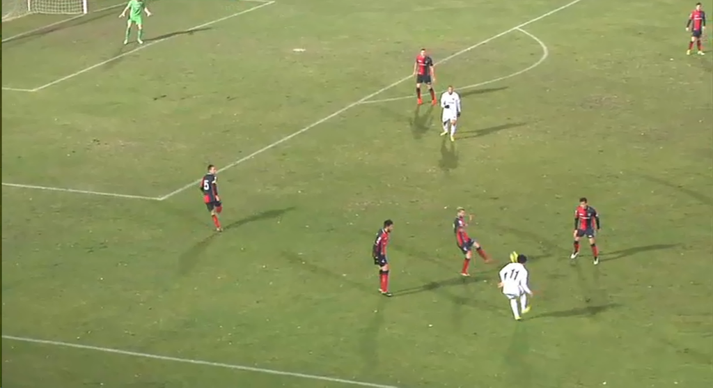 Un gran goal di Criaco: al Cosenza il primo round della semifinale di ...